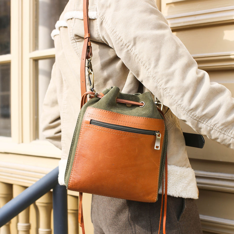 Leather Goods Store | Leather wallets | Leather Backpack purses